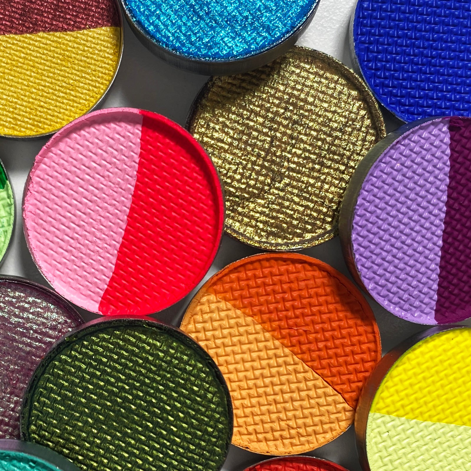 Wet Liner Pan Refills | Collections | Glisten Cosmetics